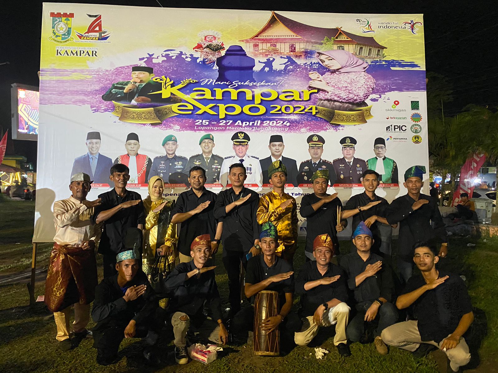 Sanggar Pusako Lamo Desa Sipungguk Tampil Pada Pengelaran Kampar Expo ...